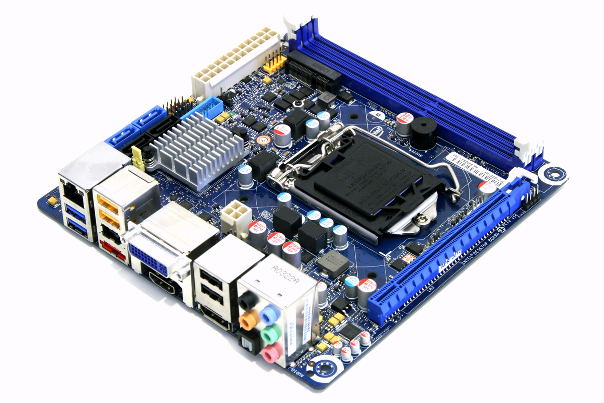 [PCi Labs] DH77DF d'Intel : Mini ITX et mSATA pour Ivy Bridge